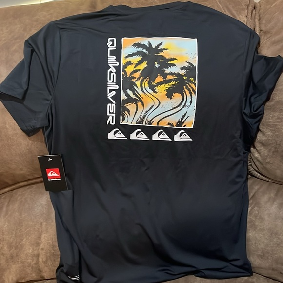 Quiksilver | Shirts | Mens T Shirt Brand Is Quick Silver Has Designs On ...